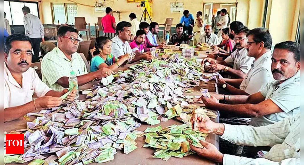 Renuka Yallamma Temple: Yallamma Temple Collects Hundi Donation Worth ...