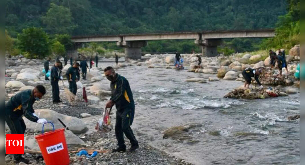 Over 1,200 Army men participate in cleanliness drive in Dehradun to ...