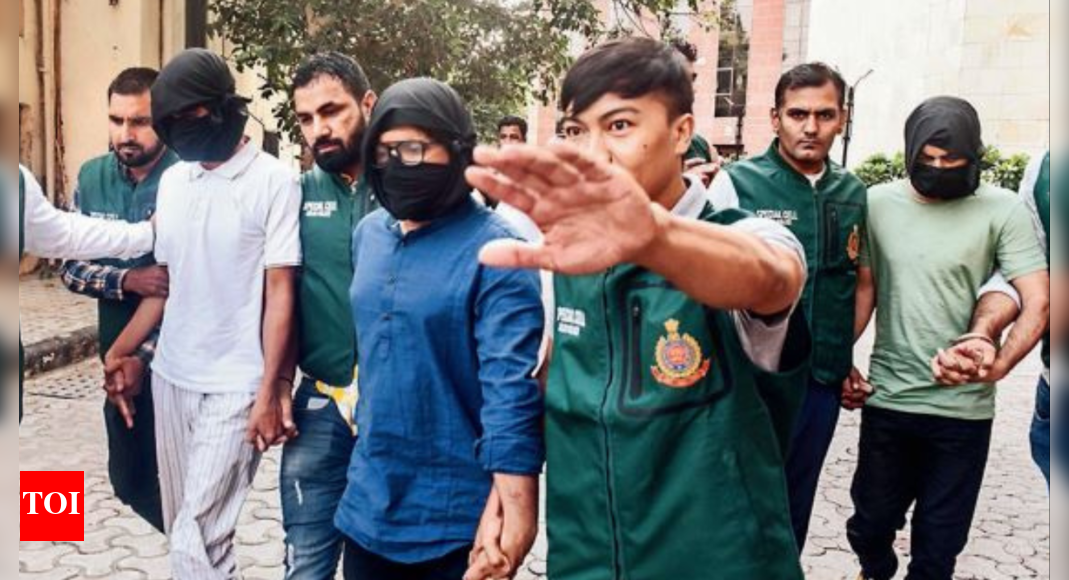 Terror Suspects Arrested in Delhi: How three terror suspects engineered ...