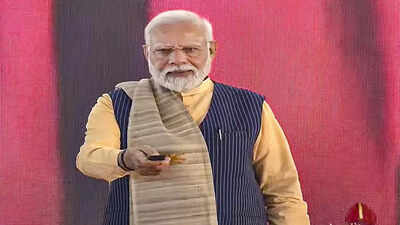 PM Narendra Modi unveils Rs 27,000 crore projects for Bastar tribal ...