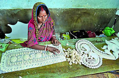 Durga Puja: ‘shola-gram’ Races Against Time To Craft Durga Ornaments ...