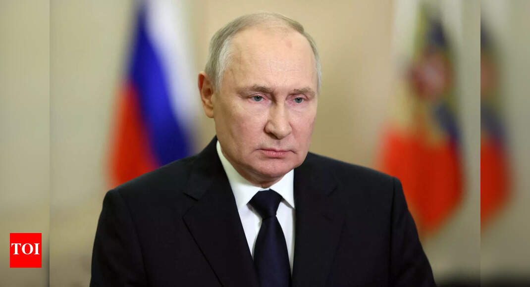 'Attention - remain calm': Russia tests public warning system - Times ...