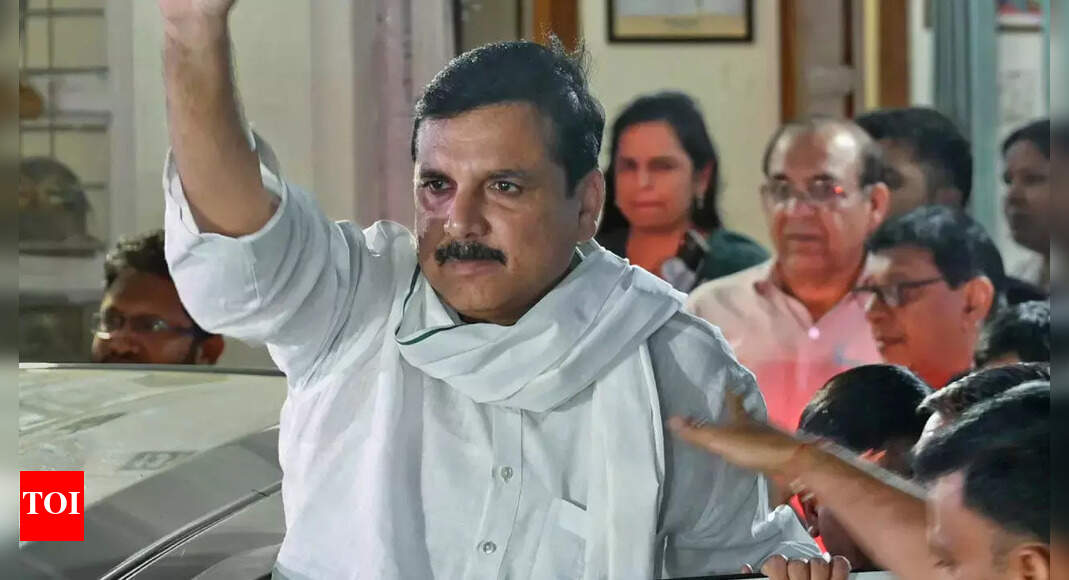 Excise probe: ED arrests AAP MP Sanjay Singh | Delhi News - Times of India