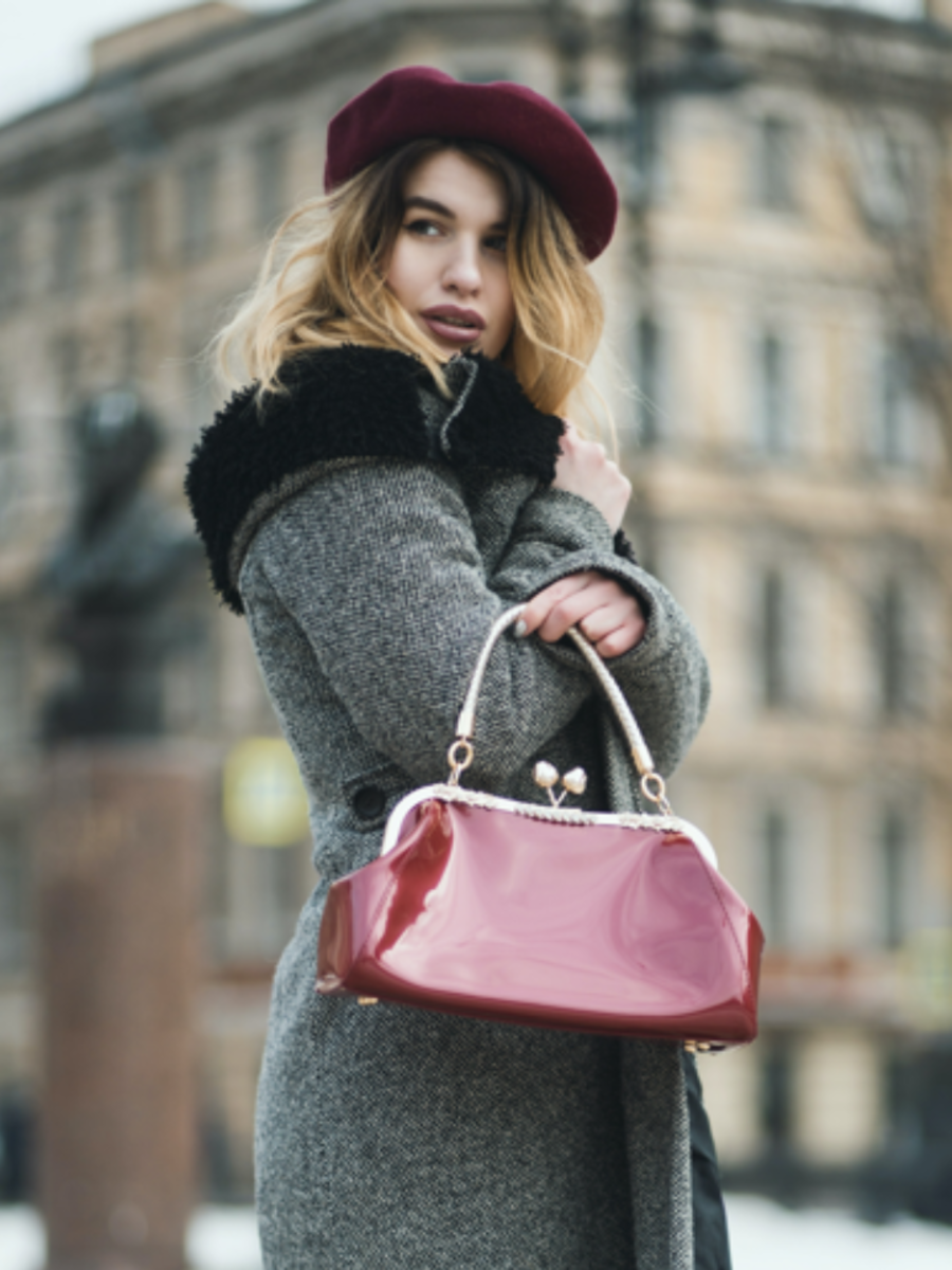 How To Pick The Perfect Handbag Based On Your Body Shape | Zoom TV