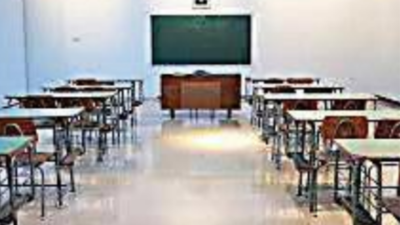 Siwan College Bars Girls & Boys From Sitting Together | Patna News ...