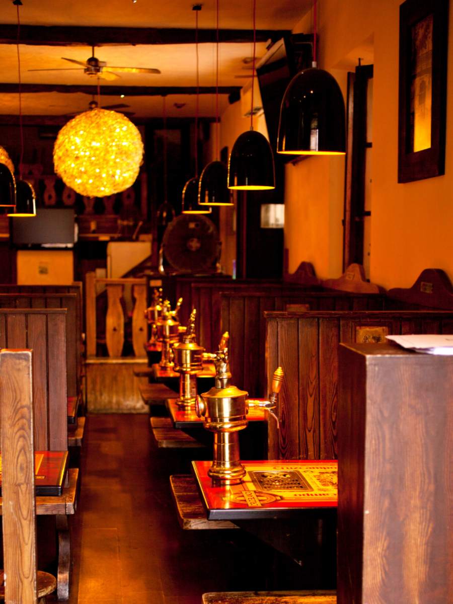 9 Most Popular Pubs In Mumbai | Times Now