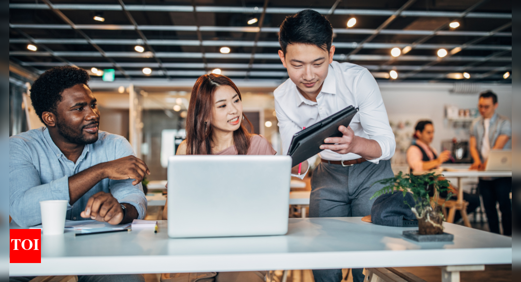 Indian IT Companies: Indian IT staring at anaemic hiring - Times of India