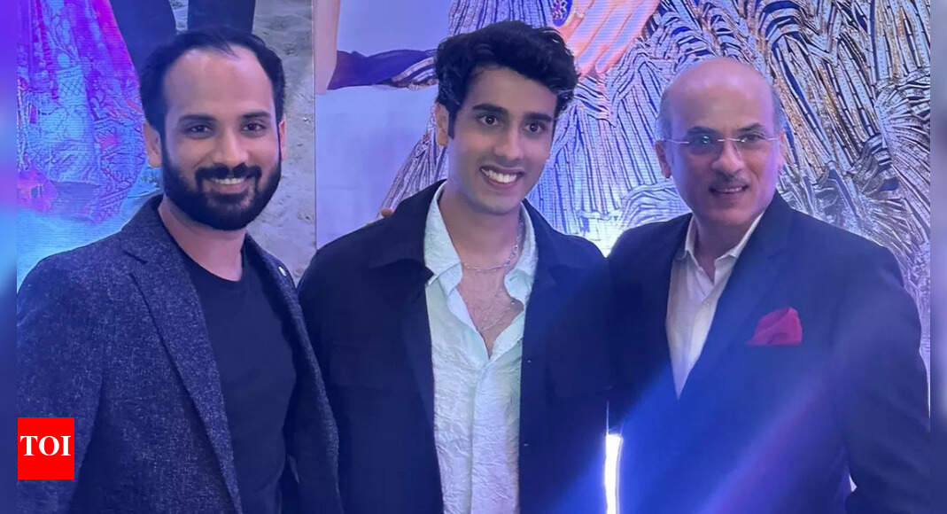 Director Avnish Barjatya praises Poojan Chhabra Aka Vilas's on his work ...