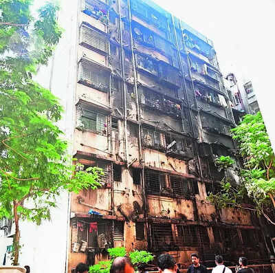 Fire: 7 Die, 62 Hurt As 3am Fire Guts Goregaon Sra Bldg | - Times of India