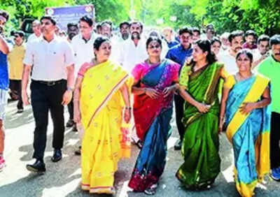 Cleanliness Rally: Mayor Flags Off Awareness Rally | - Times of India