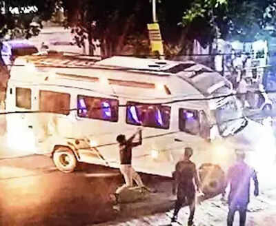 Van: Van Fails To Give Way To Car, Vandalised | Ludhiana News - Times ...
