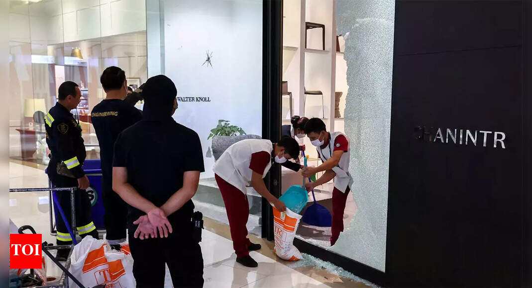 Mall Shooter: Thai police arrest four suspected of selling modified gun ...