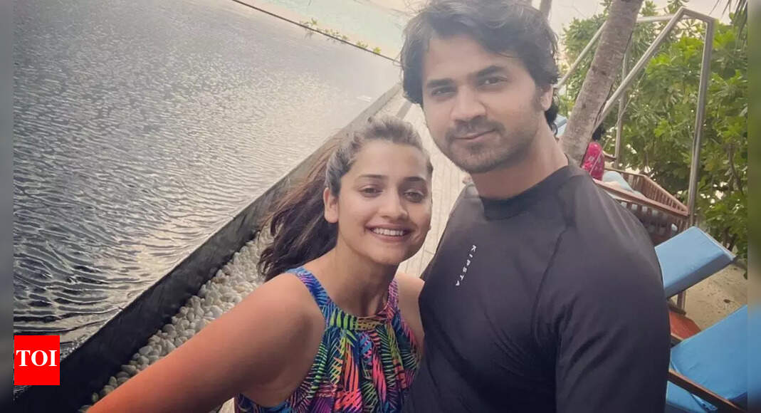 Hruta Durgule and Prateek Shah jet off to Maldives for vacation - Times ...