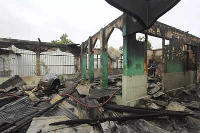 Fire in Lebanese prison leaves 3 dead and 16 injured - Times of India