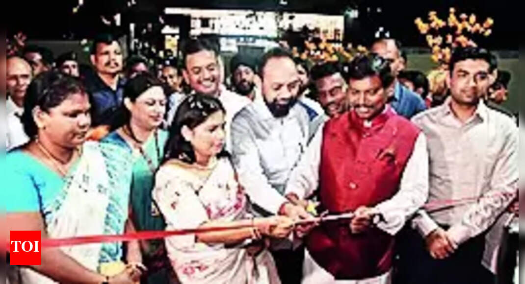 National Tribal Festival: Union Minister Kicks Off Aadi Mahotsav In Jsr | Ranchi News - Times of ...