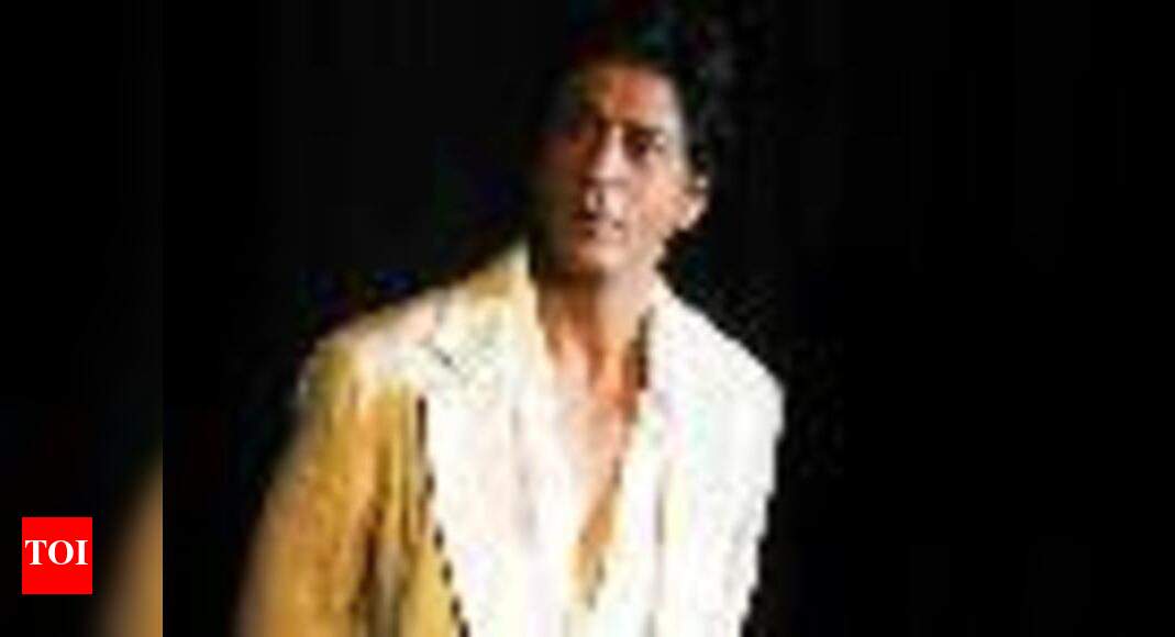 SRK wins highest amount on KBC - Times of India