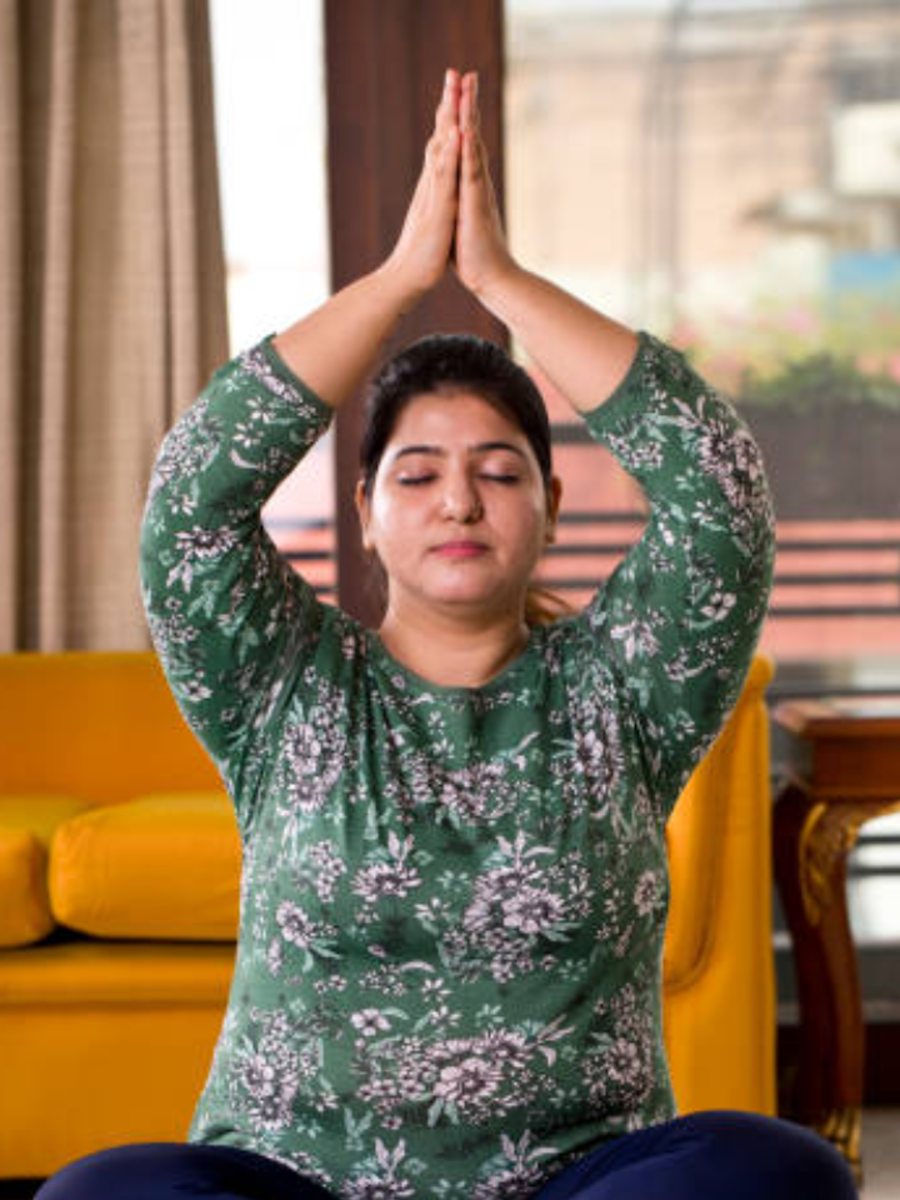 8 Beginner-Friendly Yoga Poses For Overweight People | Times Now