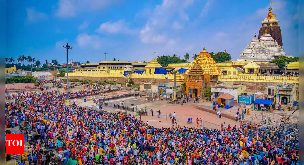 Puri temple to bar ‘indecently clad’ devotees | India News - Times of India