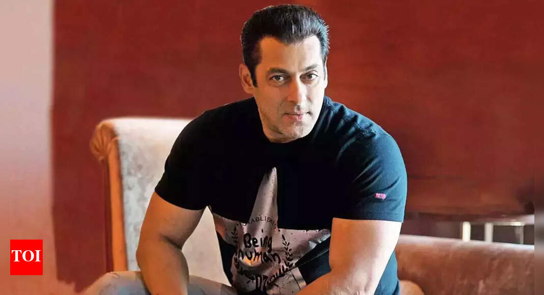 Salman Khan teases a special announcement tomorrow; fans ask 'Bhai ne Shadi krli kya?' | Hindi ...