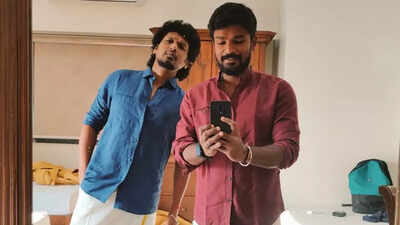 'Leo' stars Lokesh Kanagaraj and Rathna Kumar visit Tirupati ahead of ...