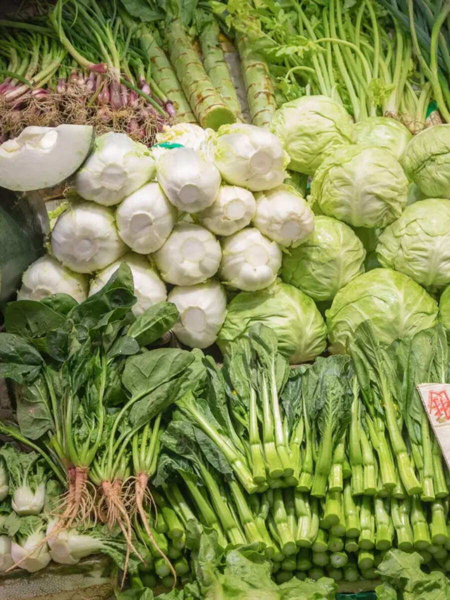 10 Indian green vegetables one must include in daily diet | Times of India