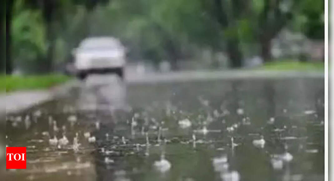 Kerala Rains Rains Lash Several Parts Of Kerala Yellow Alert In 6
