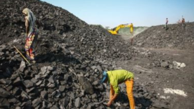 Illegal mining: 3 killed, 10 missing after cave-in in West Bengal's ...