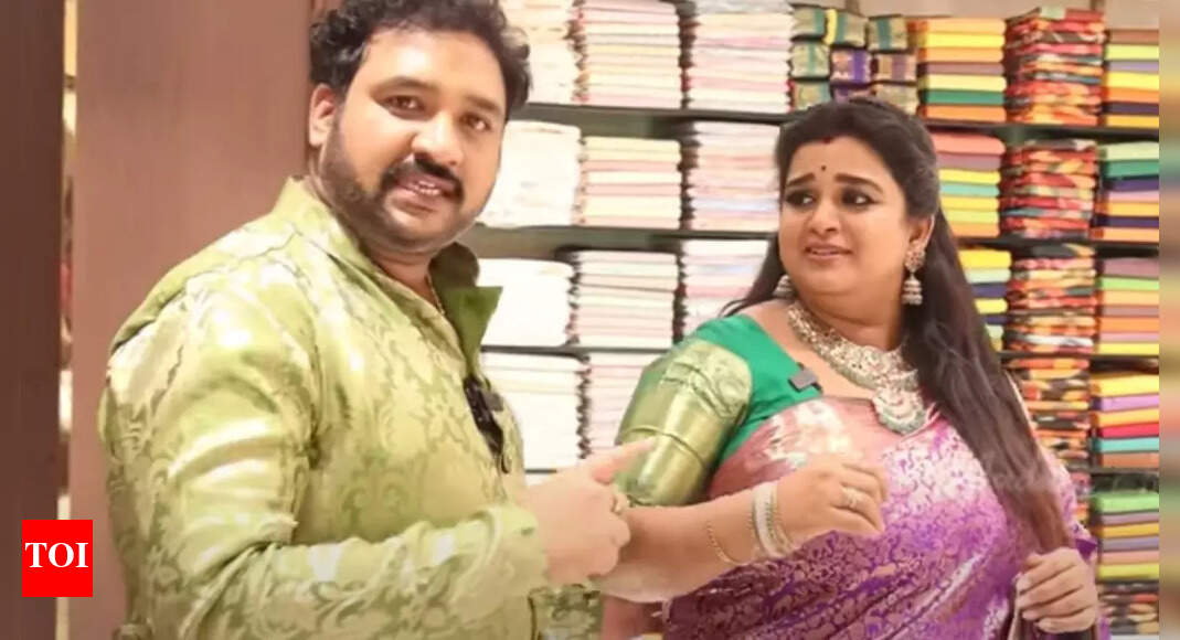 Television Celebrity couple Sreevani and Vikramaditya to open a ...