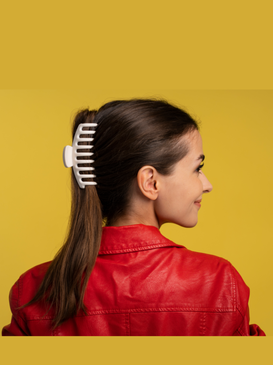 8 Best Claw Clip Hairstyles To Look Pretty Everyday | Times Now