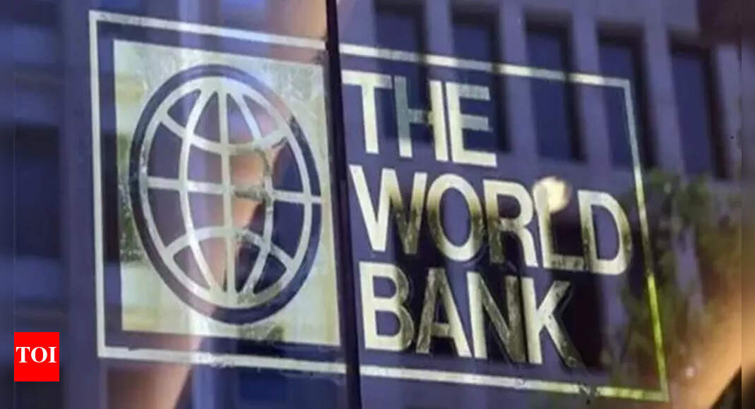 Poverty Crisis: World Bank warns Pakistan of looming poverty crisis ...