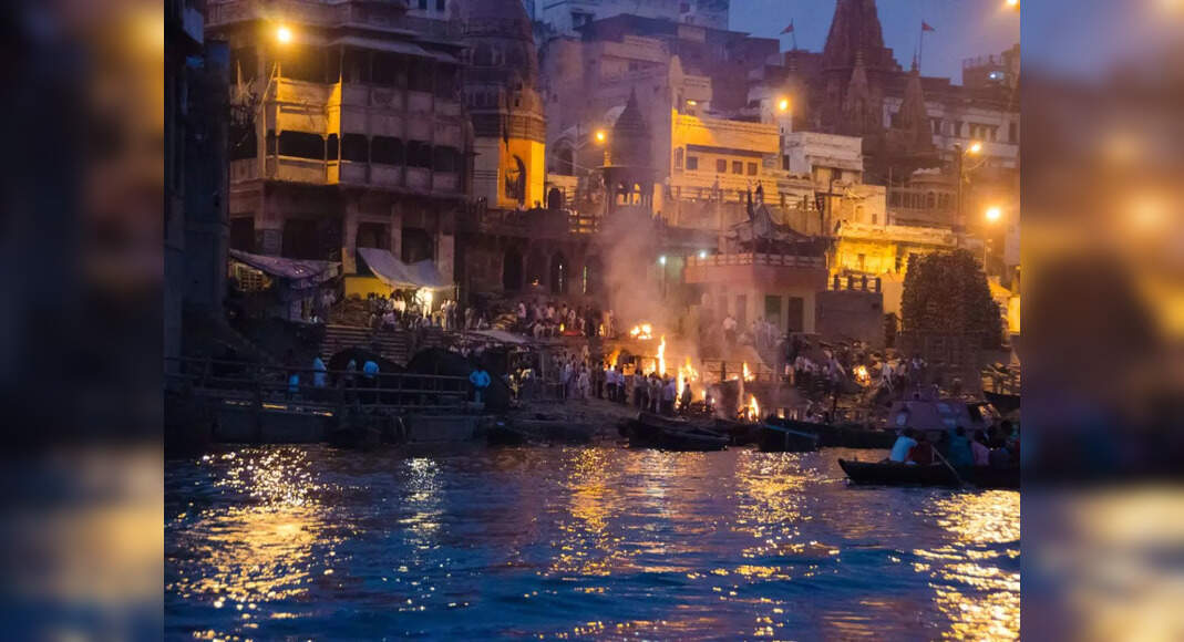 Varanasi: Why do people love to visit Varanasi cremation ghats ...
