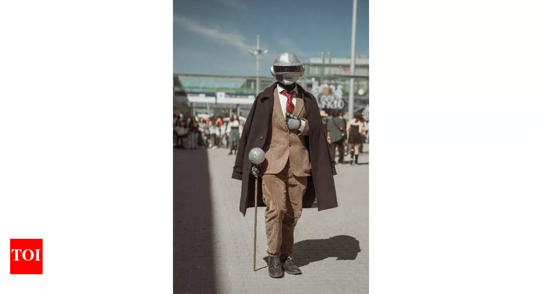 School introduces robot as AI headmaster - Times of India