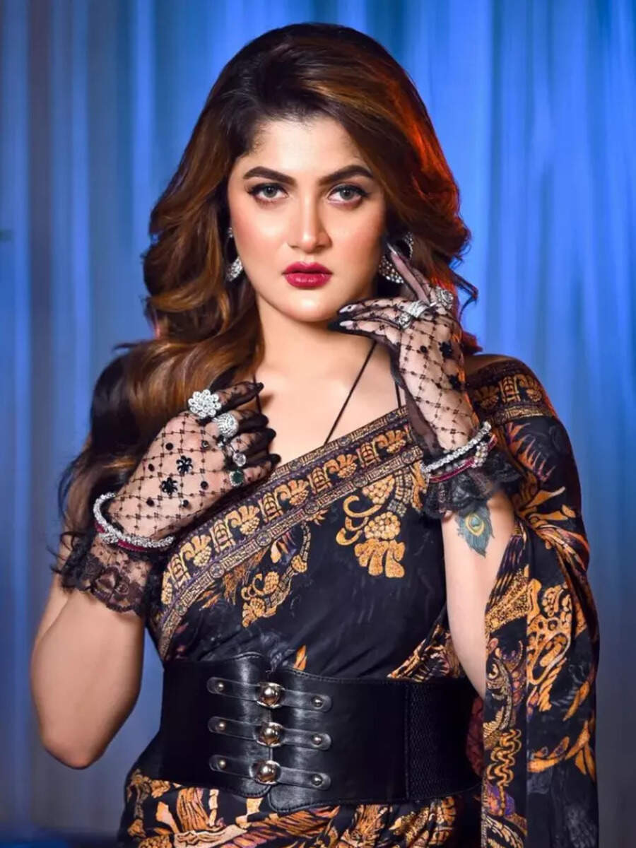 Srabanti Chatterjee's best saree looks | Times of India