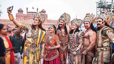 Behind the scenes at Delhi’s grand Ramlila | Delhi News - Times of India