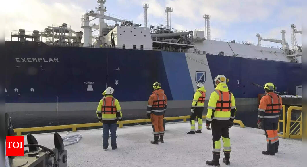 Baltic sea telecom cable connecting Sweden and Estonia; concerns rise ...