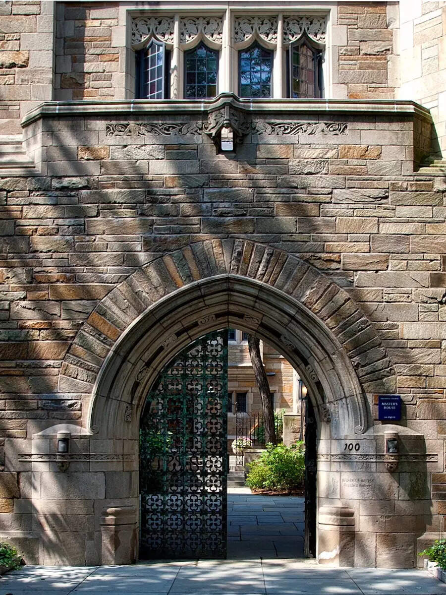 Top 8 study abroad destinations in Asia (QS World Ranking 2024) | Times ...