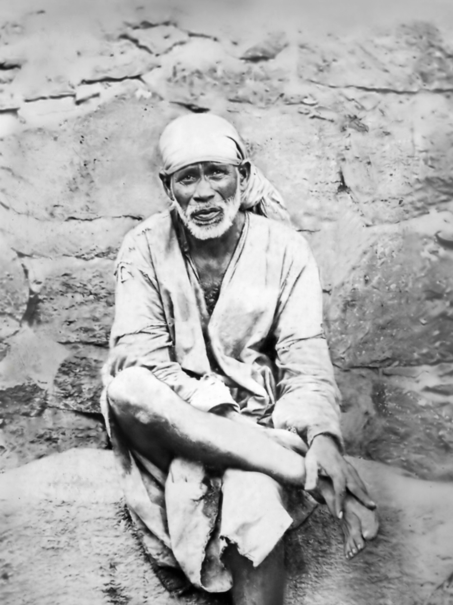 8 Real Photos of Shirdi Sai Baba | Times Now