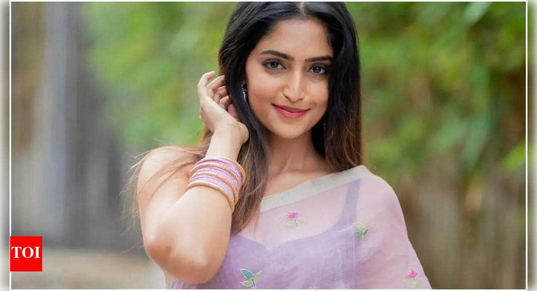 Reba Monica John’s rendition of ‘Heeriye’ leaves music enthusiasts ...