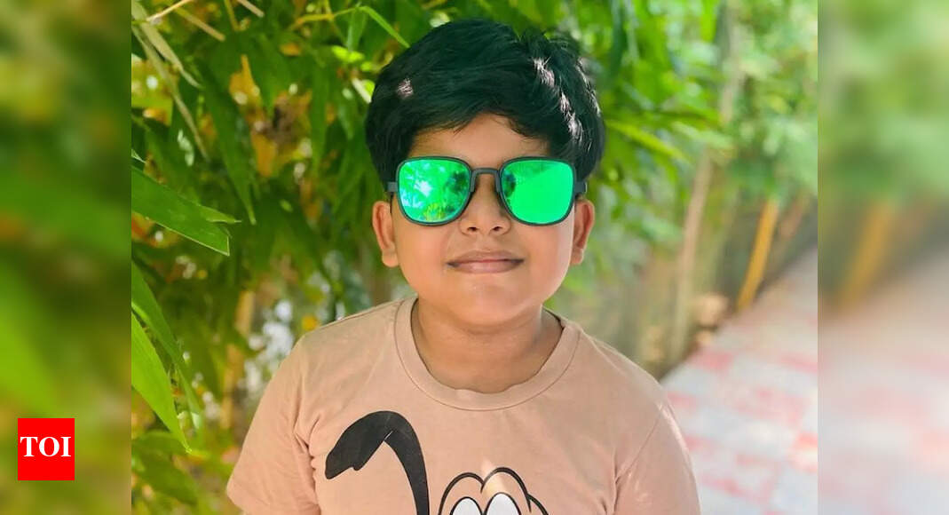 TV actor Rowan shares BTS video from Anbe Vaa's set; watch - Times of India