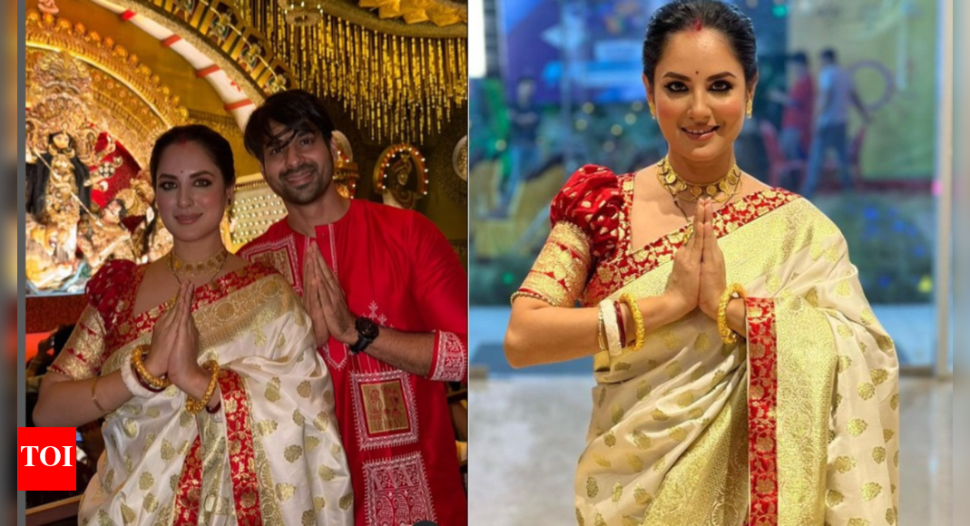Puja Banerjee offers prayers to Maa Durga on Maha Shashti as she goes ...