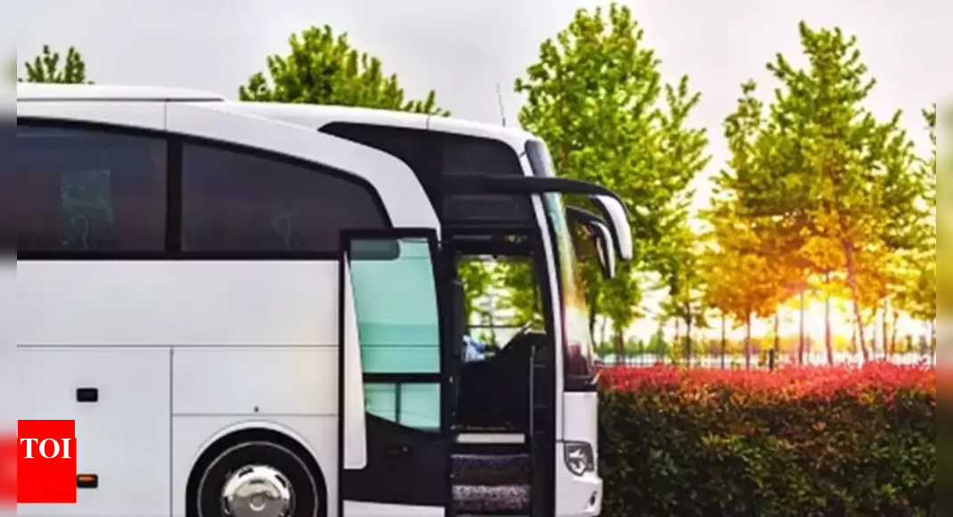 Delhi: Scheme okayed, you can soon book luxury bus seat for office from ...