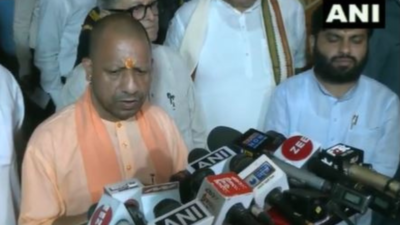 UP CM Yogi Adityanath visits Ram Janmabhoomi complex in Ayodhya | Lucknow News - Times of India