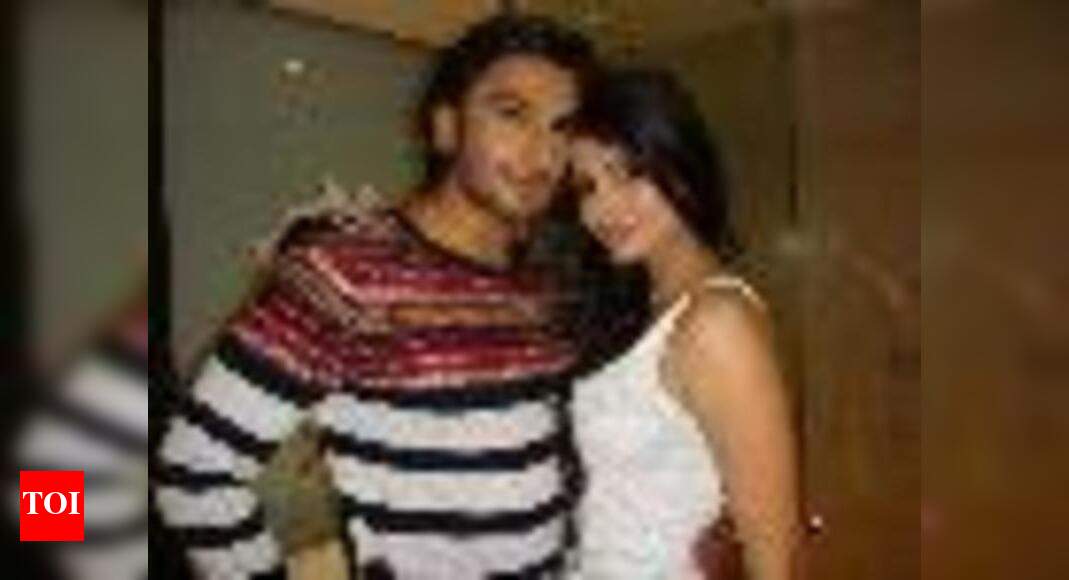 Ranveer Singh's close encounter | Hindi Movie News - Times of India