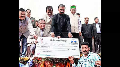 Flood-Hit People: Cm Gives Away Aid To Flood-hit People | Shimla News - Times of India