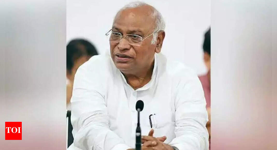 Congress' six guarantees for Telangana aim at social justice ...