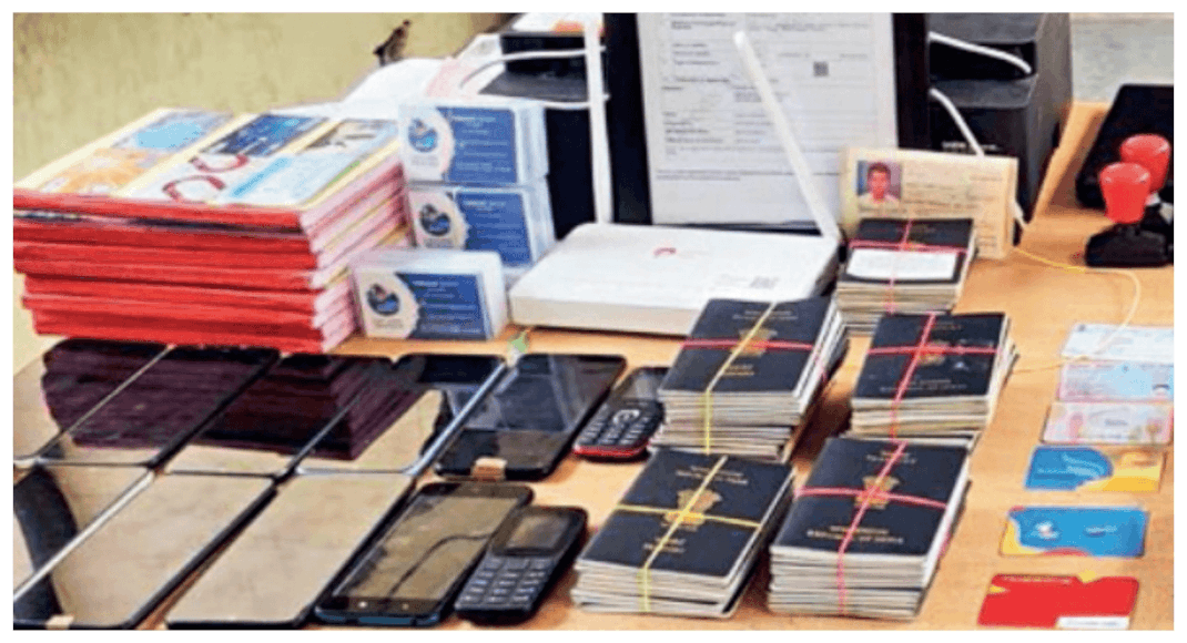 Gang swindled 5,000+ with Gulf job promise: Aspirants promised jobs in ...