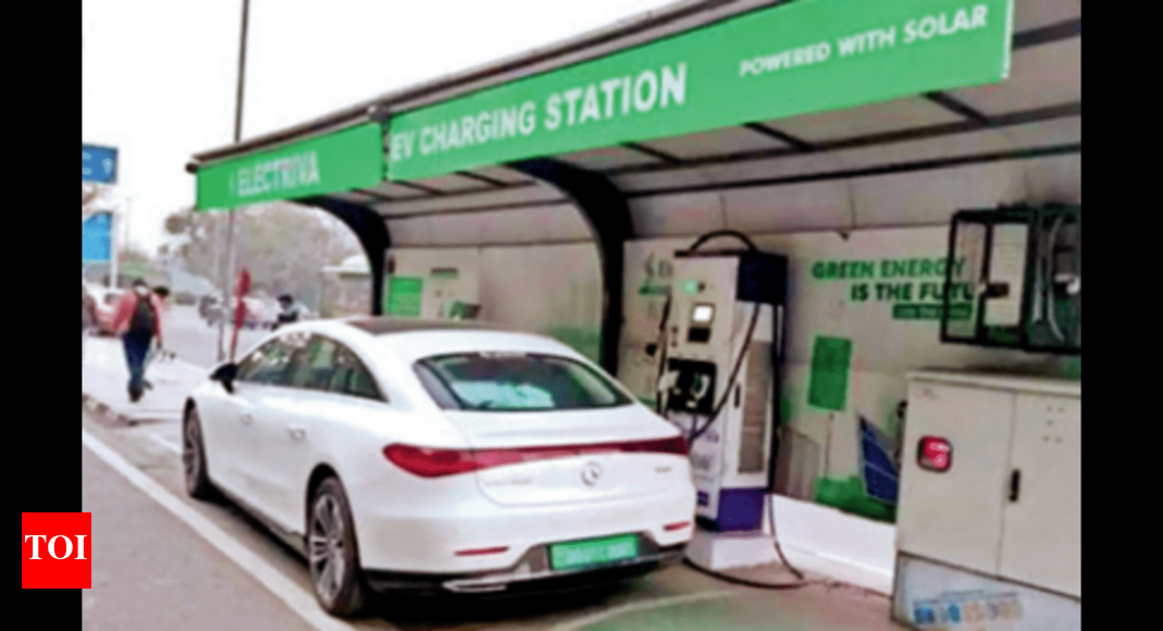 UP e-ways to get electric vehicle charging stations | Lucknow News ...