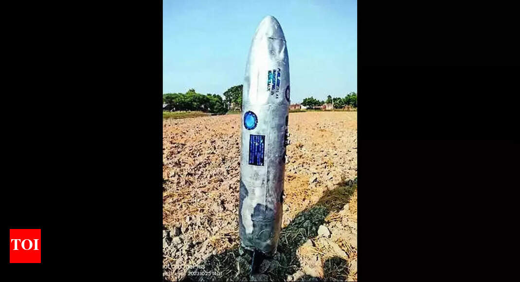 Aircraft develops snag, two drop tanks fall in field | Lucknow News ...