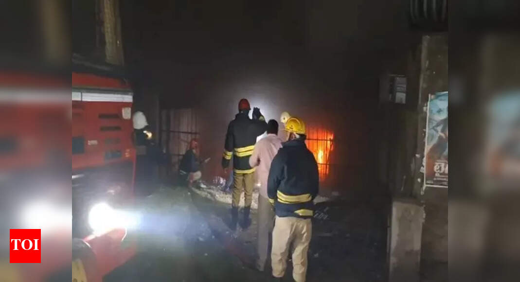 Fire breaks out in Secunderabad building, no injuries | Hyderabad News ...