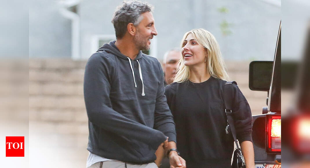 Dancing With The Stars: Mauricio Umansky and Emma Slater break their ...